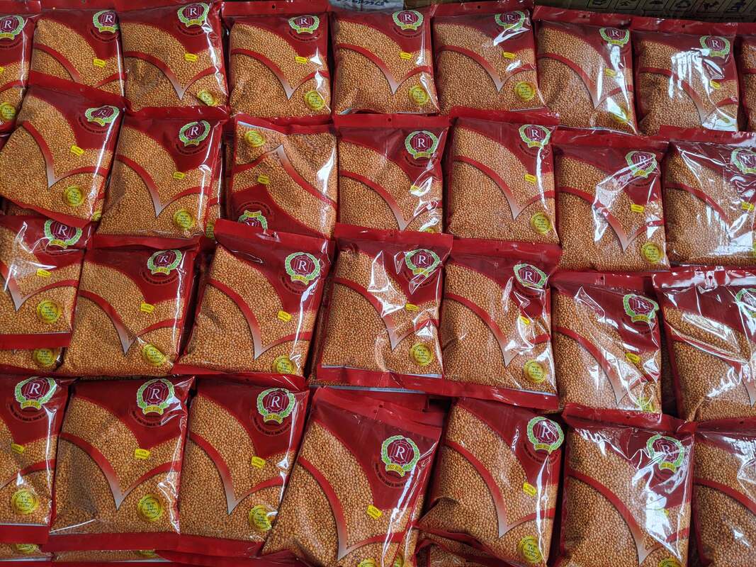 Red Lentils (Football) / ပဲနီလေးအလုံး - MAY YU MART